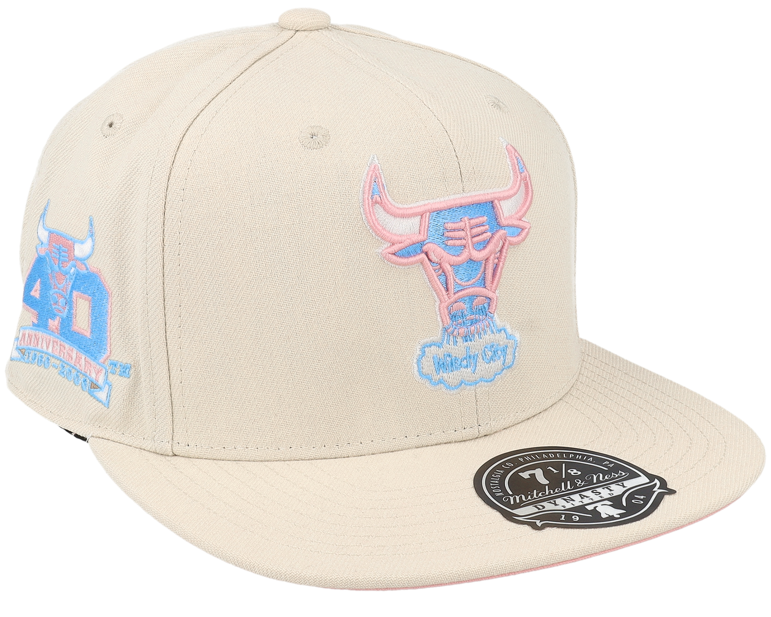 Chicago Bulls Cake Pop Fitted Off White Fitted | Hatstoreworld.com