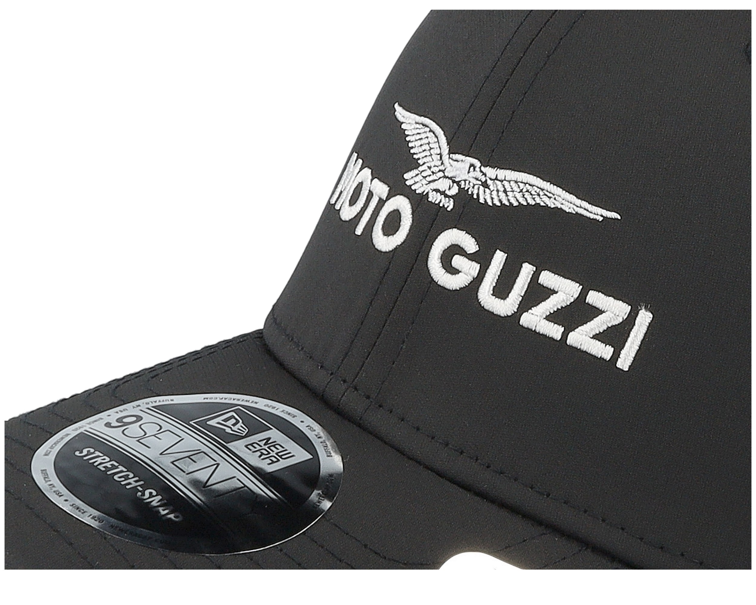 Moto Guzzi Core 9SEVENTY Black Adjustable - New Era 棒球帽 | Hatstore.com