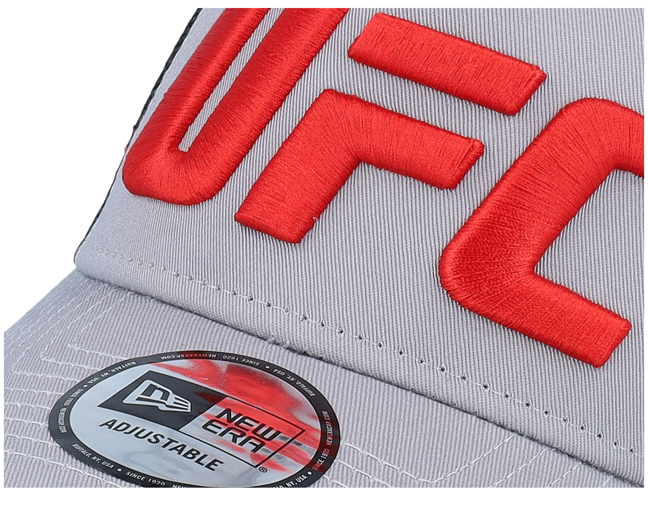 UFC Core A-Frame Grey/Red/Black Trucker - New Era 棒球帽 | Hatstore.com