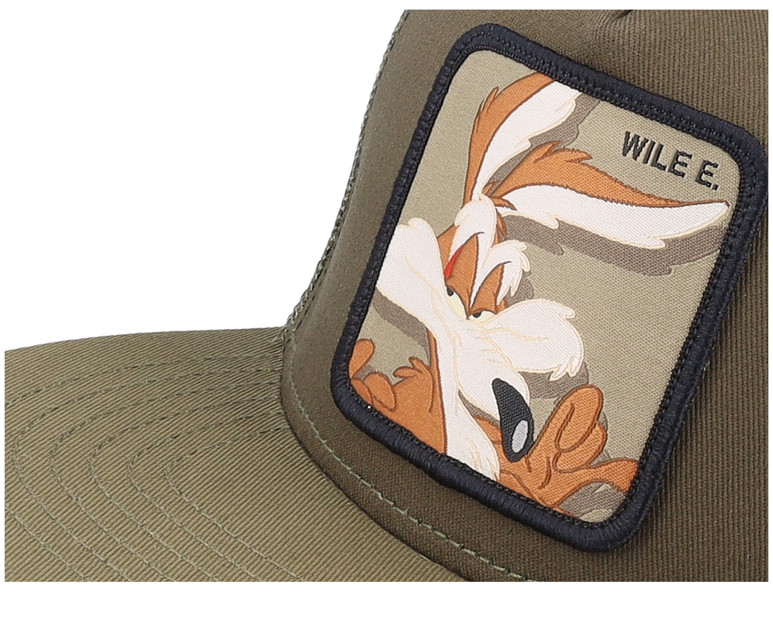 Looney Tunes Wile E Coyote Green Trucker - Capslab cap | Hatstoreworld.com