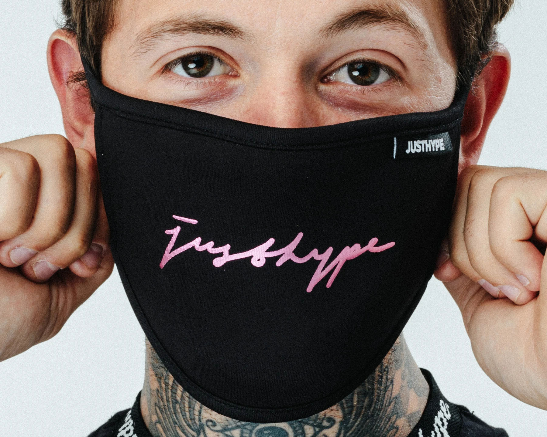 Foil Signature Black Face Mask | Hatstoreworld.com