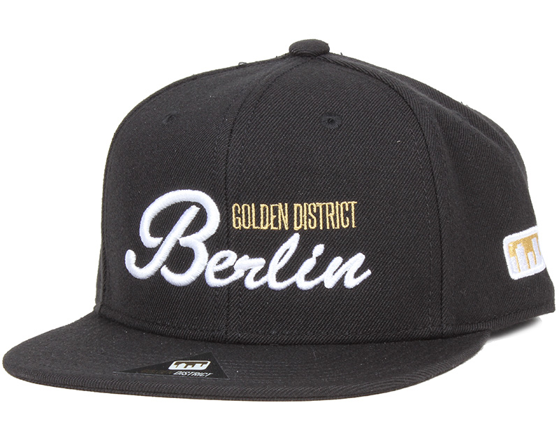Berlin Script Black/White Snapback | Hatstoreworld.com