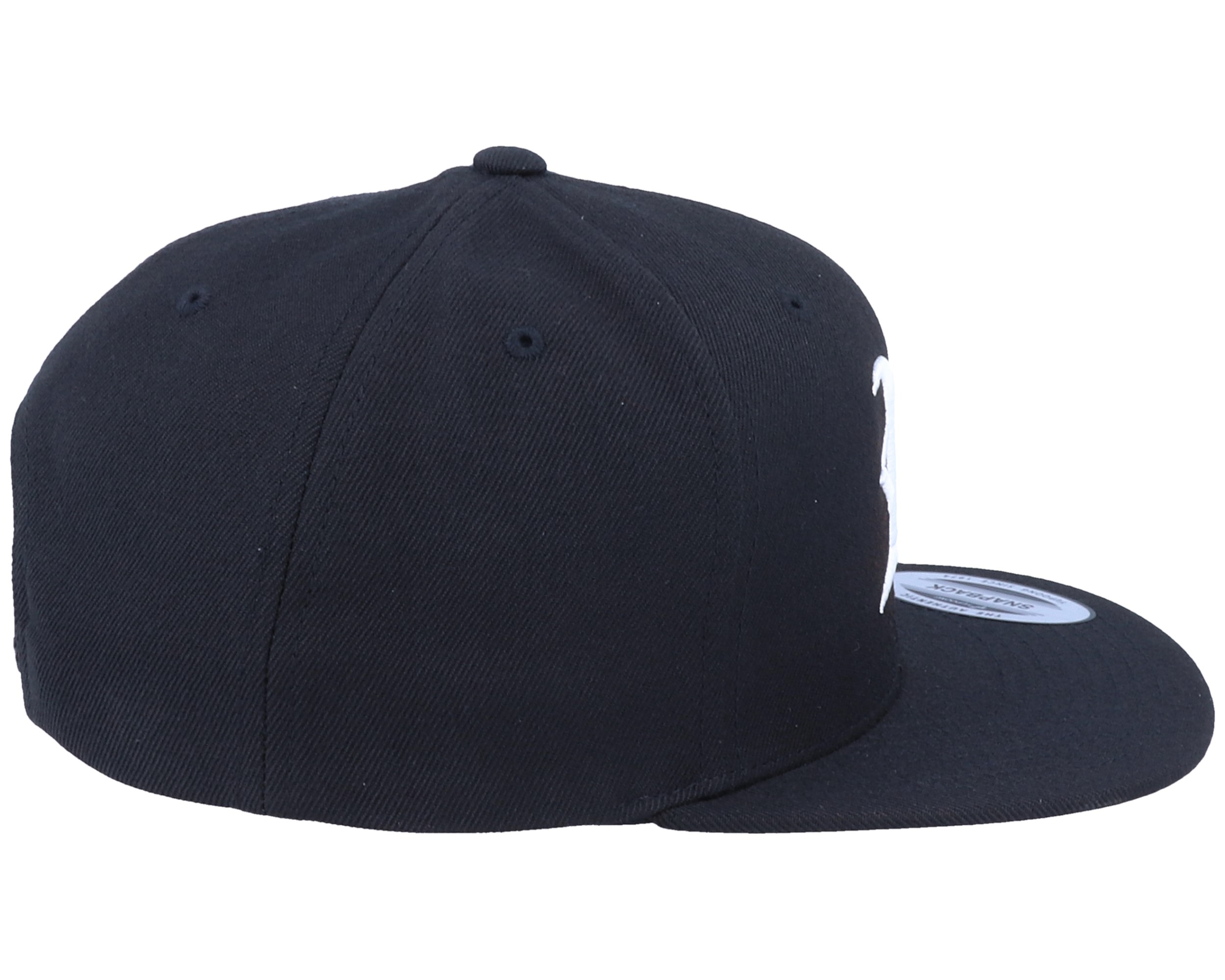 R Letter 3D Black Snapback - Iconic | Hatstoreworld.com